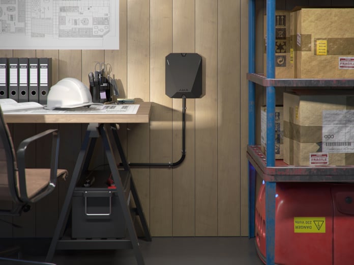 Superior Hub Hybrid — Hybrid security system control panel | Ajax Systems