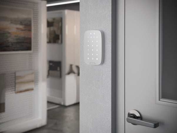 KeyPad Plus — Security keypad with support for contactless chips