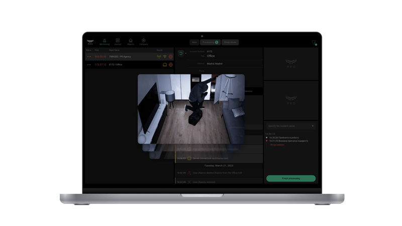KeyPad TouchScreen — Wireless keyboard with a screen