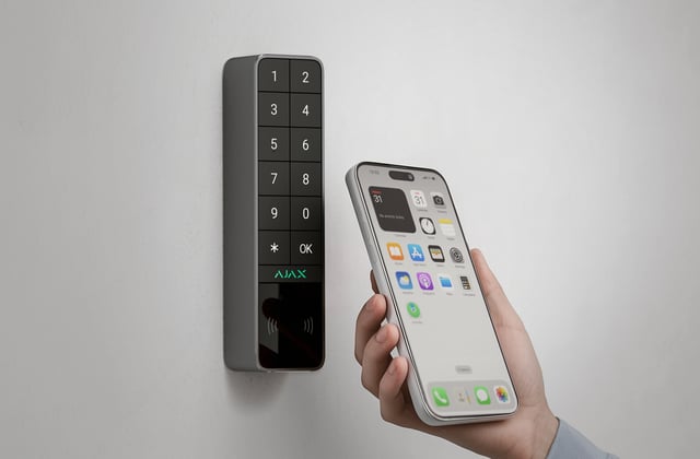 Ajax KeyPad Outdoor Jeweller — Outdoor wireless keyboard